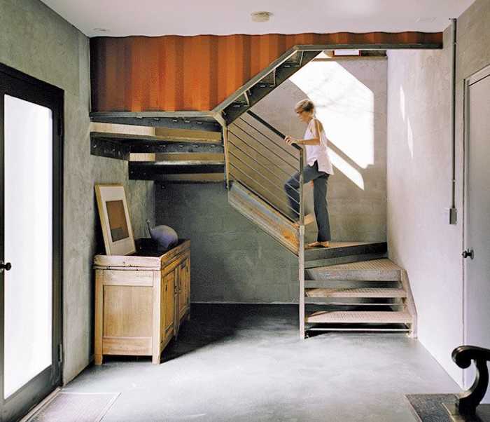 Sustainable Building with Recycled & Reclaimed Materials: Eco-Friendly ...